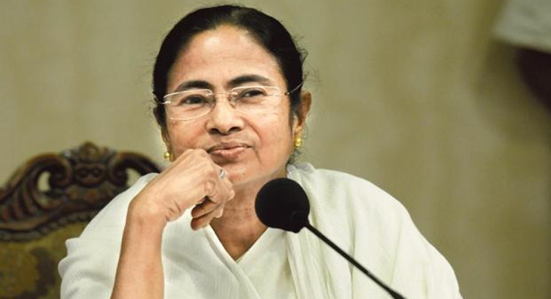 Playing it safe, Mamata Banerjee reveals Congress move on impeachment ...