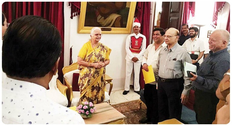 Goa: Congress MLAs meet governor, stake claim to form govt - NewsBharati