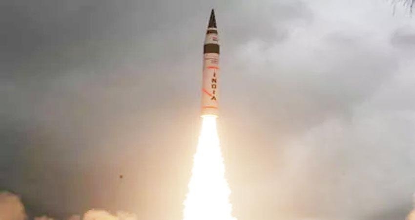 For first time ever, DRDO successfully conducts Agni II missile’s night ...