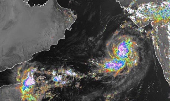 Cyclone Maha to intensify by November 5, 6 in Gujarat and Maharashtra ...