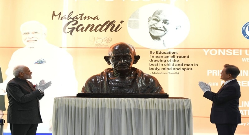 The PM in South Korea: PM Modi unveiled Bust of Mahatma Gandhi in ...