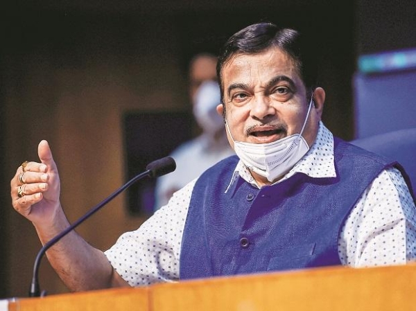 Nitin Gadkari attends Foundation Stone Laying Ceremony at Katraj ...