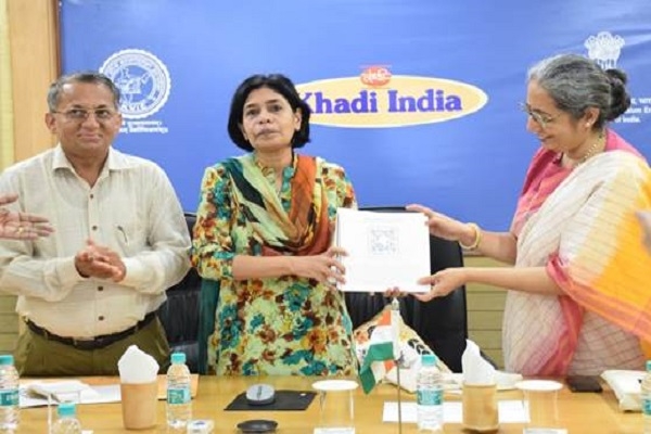 KVIC launches 'Knowledge Portal' for Khadi India - NewsBharati