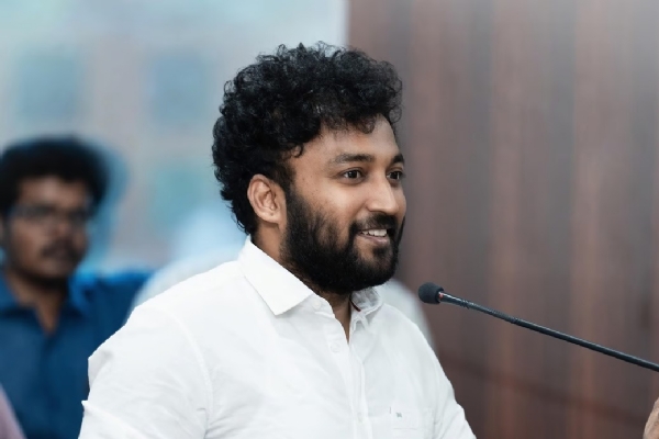 VCK leader Vikraman booked - NewsBharati