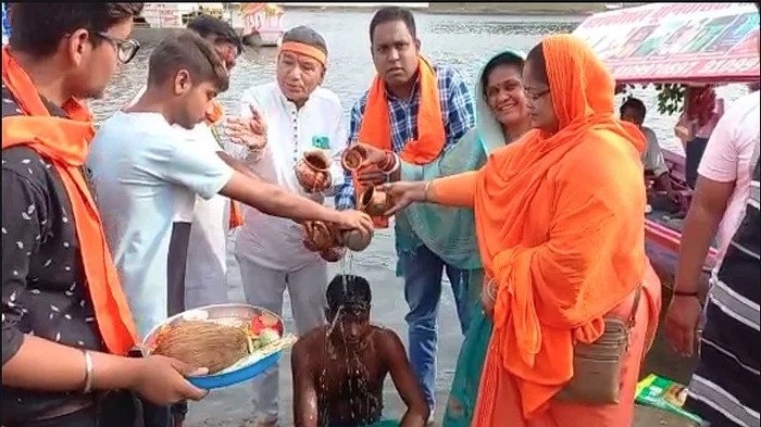 Muslim man converts to Hinduism to marry a Hindu girl in MP - NewsBharati