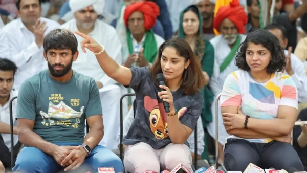 Vinesh Phogat says "Will adhere to Khap Panchayat decision over that of ...